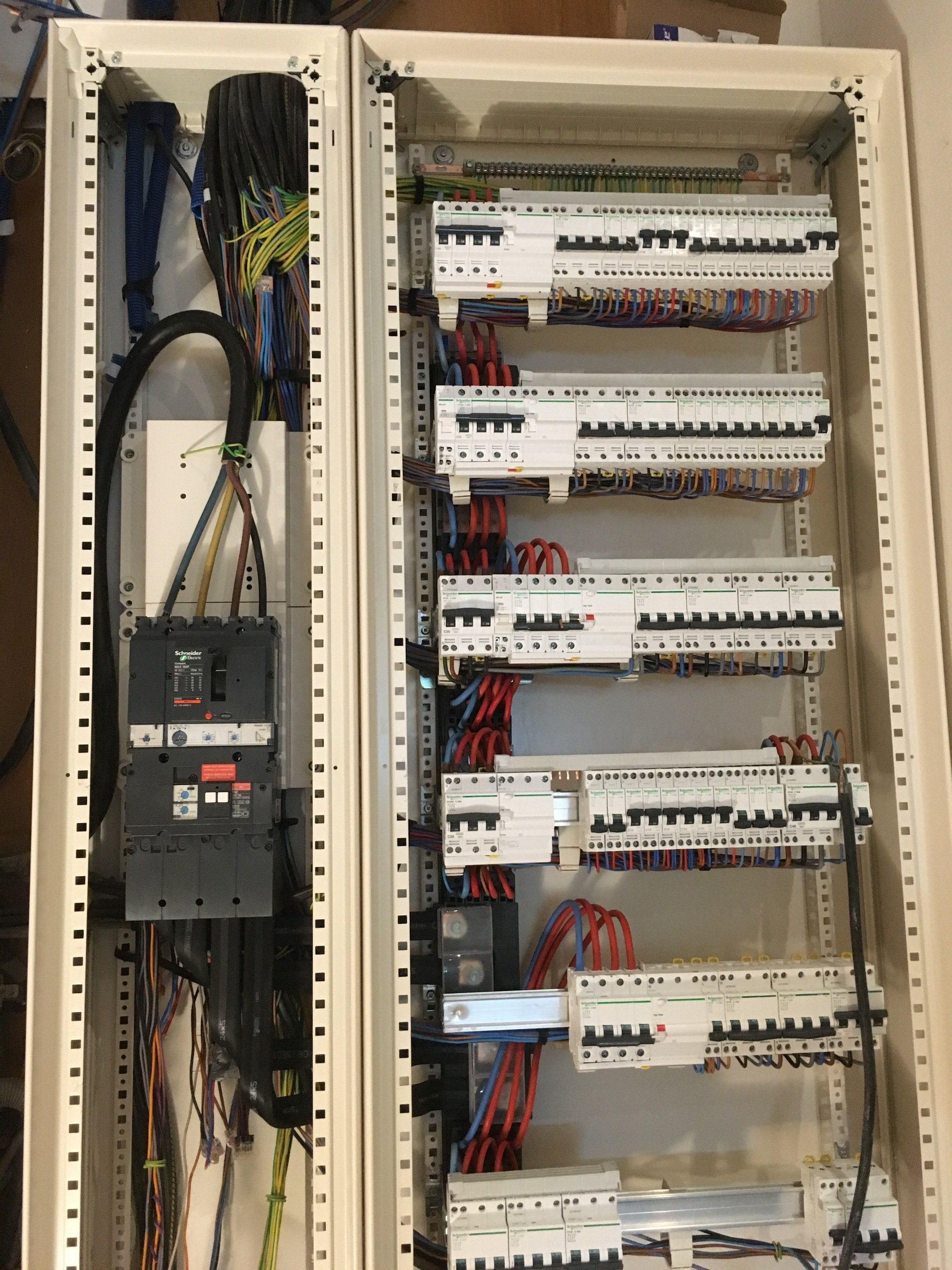 Entreprise d’électricité située à Annebault - GB Elec