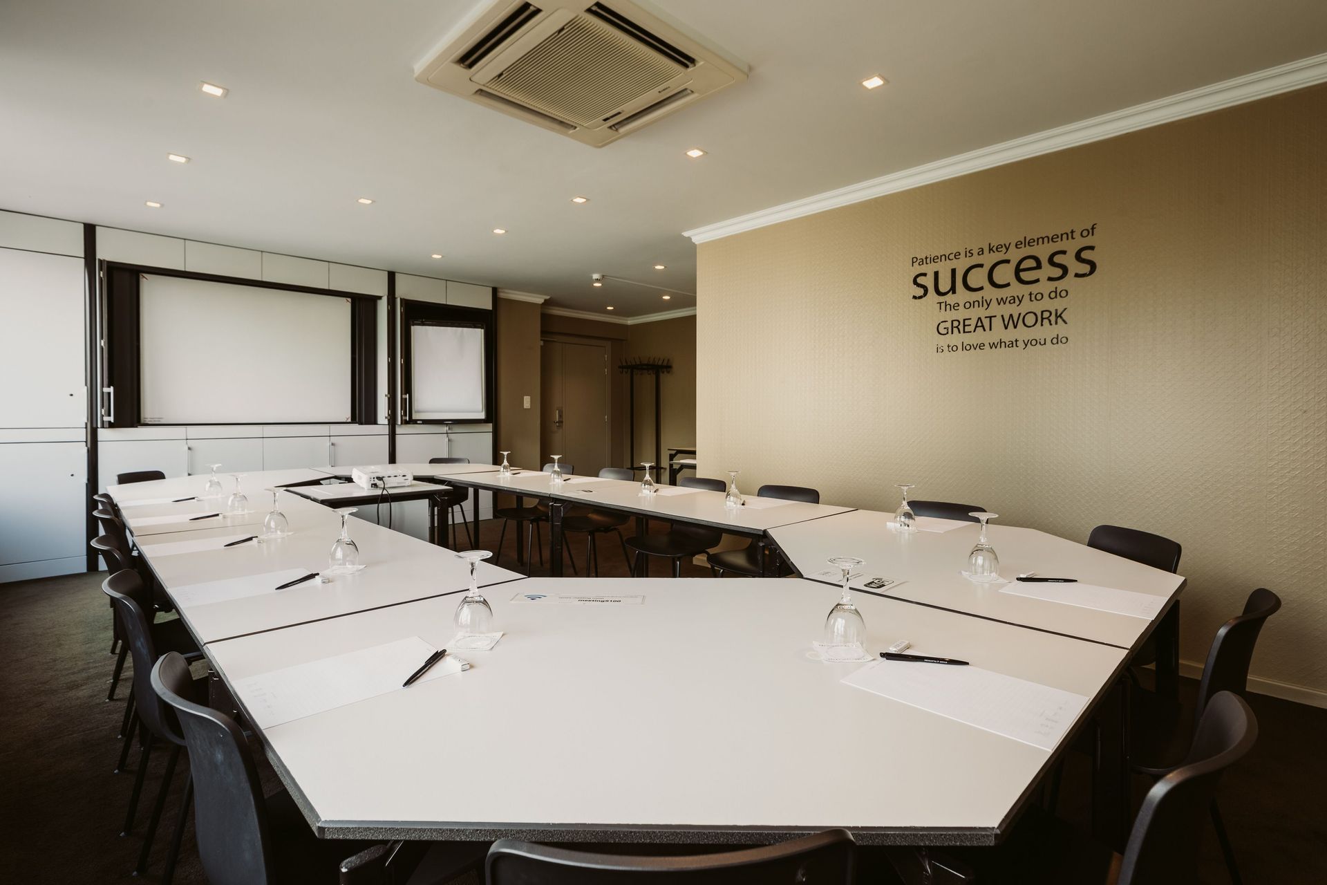 Onze zalen - Business Hotel | Hotel Serwir Sint-Niklaas