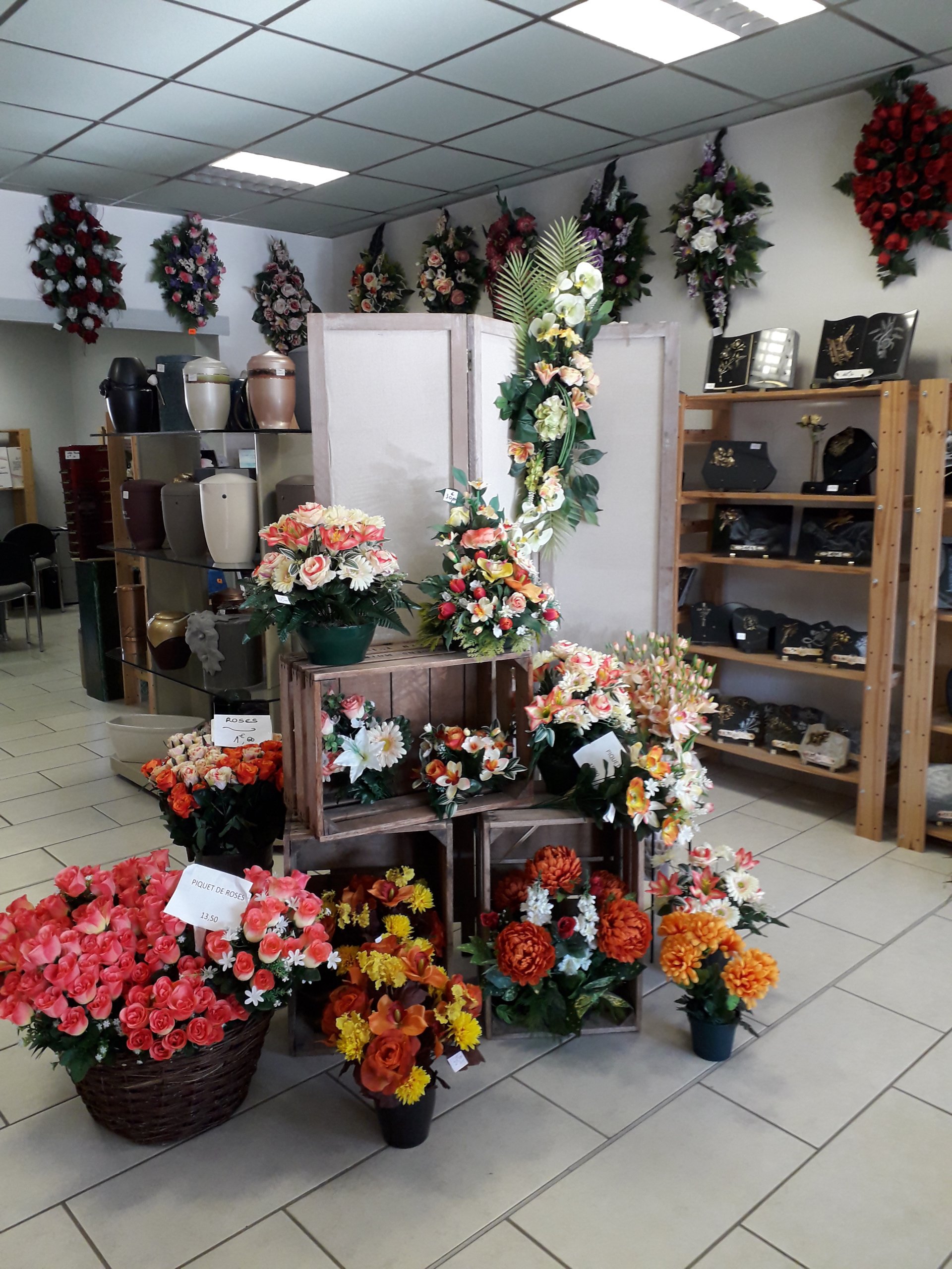Fleuriste et compositions florales à Montigny - Pompes funèbres