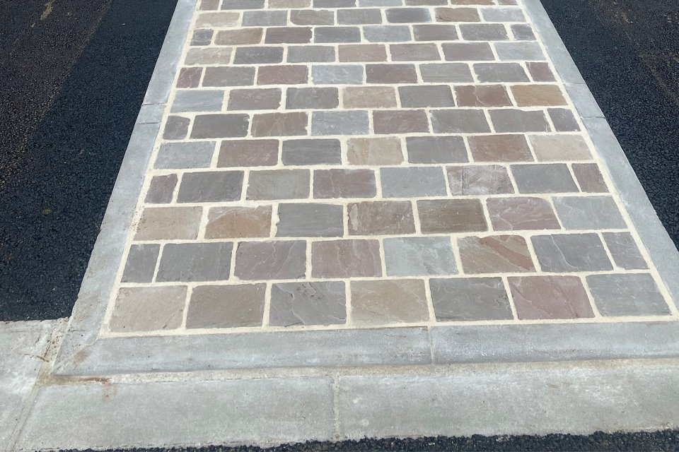 Création de cour : aménagement extérieur à Mayenne