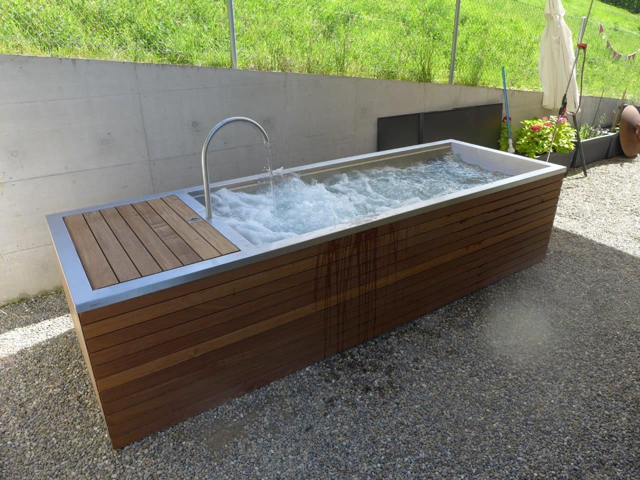 Nanopool Badebrunnen - Pool - Schwimmbad - Ostschweiz