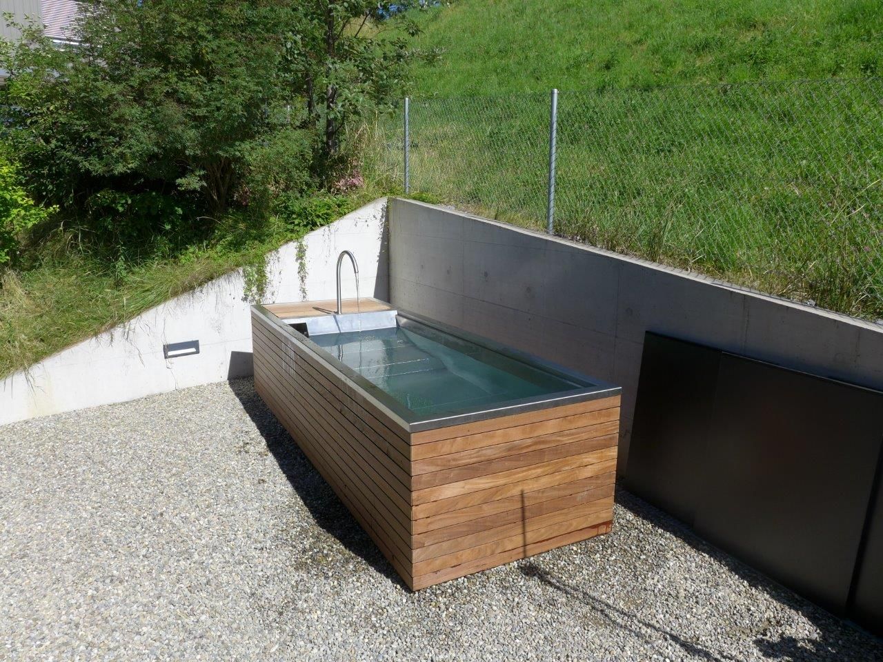 Nanopool Badebrunnen - Pool - Schwimmbad - Ostschweiz