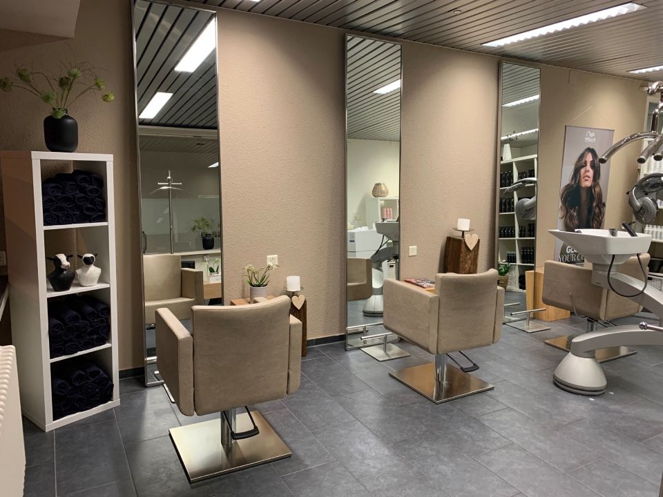Coiffeursalon für Frauen und Männer | Seewen | Coiffure Schnittig