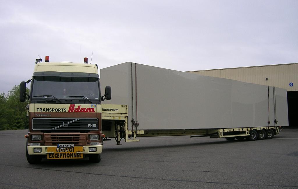 Transports Adam : entreprise de transport / entrepôt à Joinville