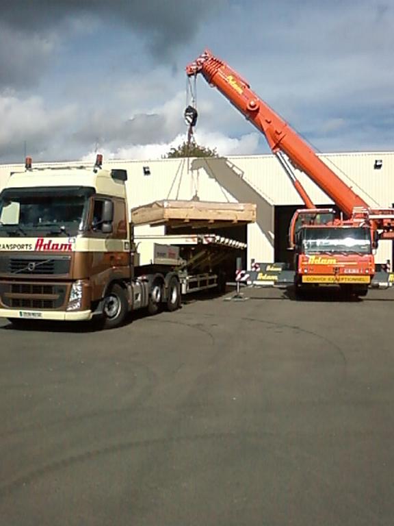 Transports Adam : entreprise de transport / entrepôt à Joinville