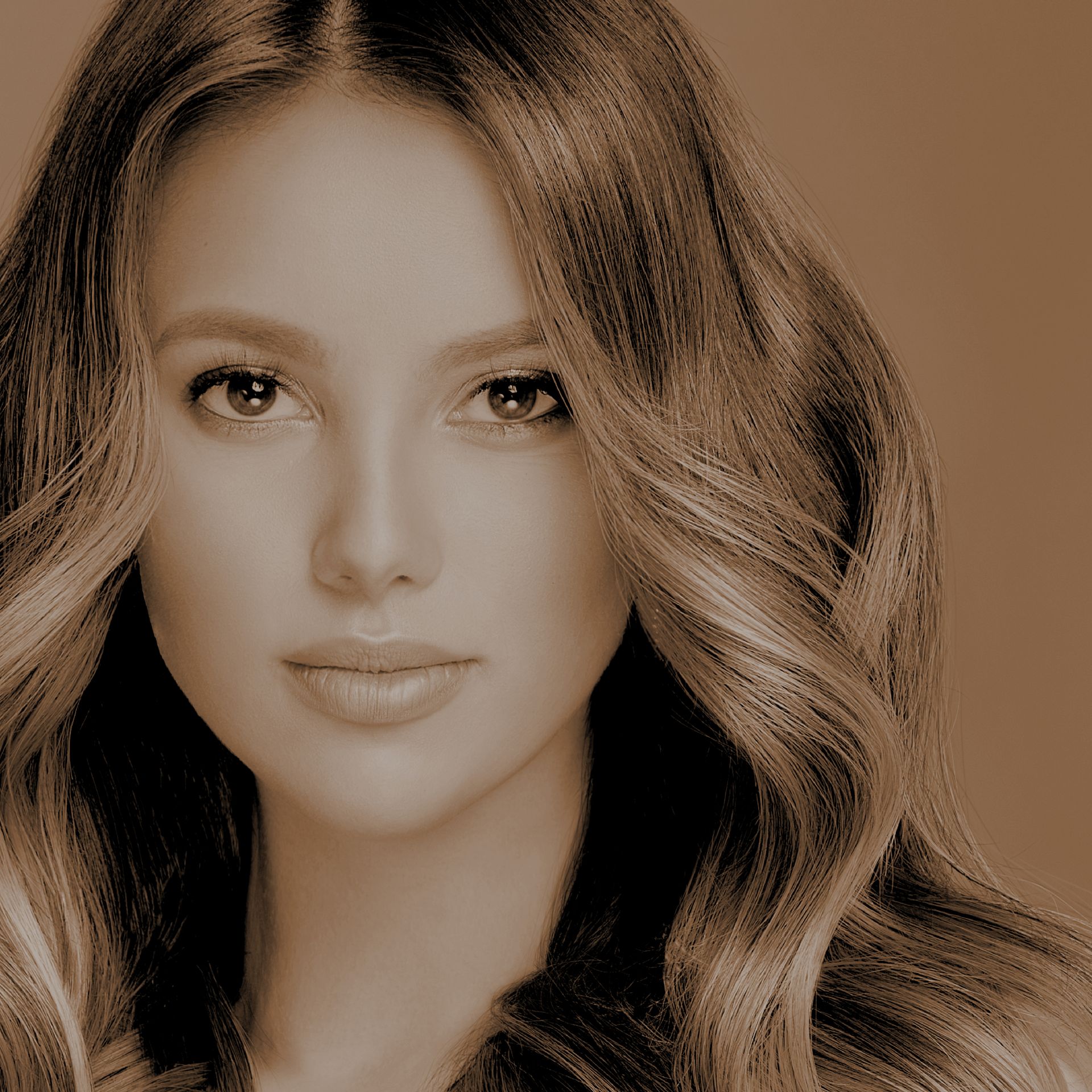 Zaha Salon Home Services
